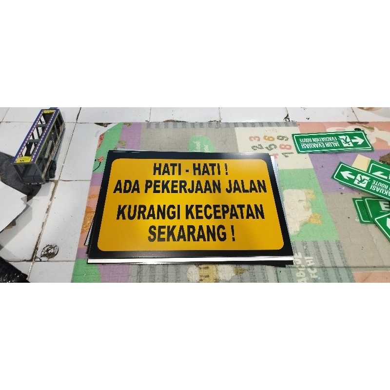 Jual PLAT RAMBU SIGN HATI-HATI ADA PEKERJAAN PROYEK KURANGI KECEPATAN ...
