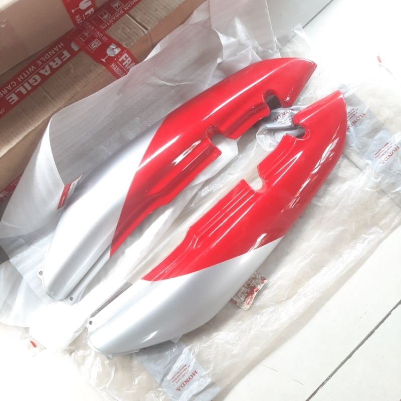 Jual COVER BODY BODI HONDA TIGER 2000 TILAS TIGER2000 MERAH SILVER ORI ...