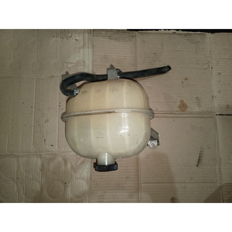 Kapasiti Tangki Minyak Toyota Hiace