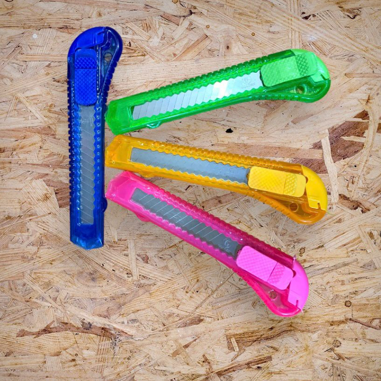 Jual cutter golden knife besar | Shopee Indonesia