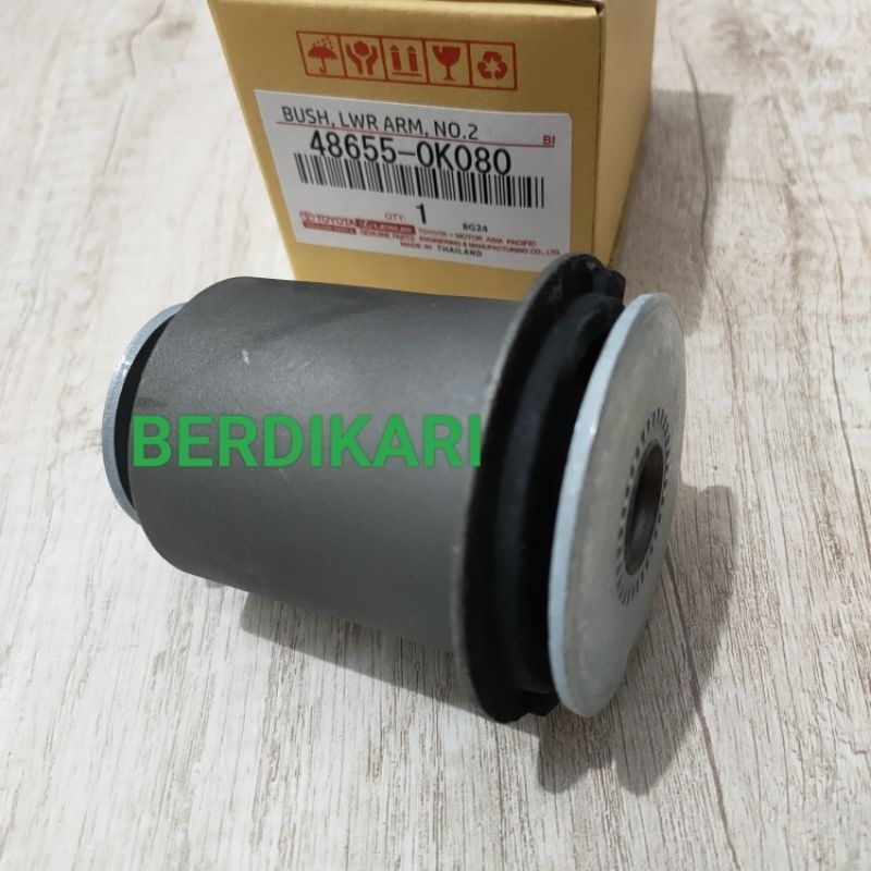 Jual BUSHING LOWER ARM BOSH SAYAP BAWAH BESAR NO.2 TOYOTA HILUX REVO ...