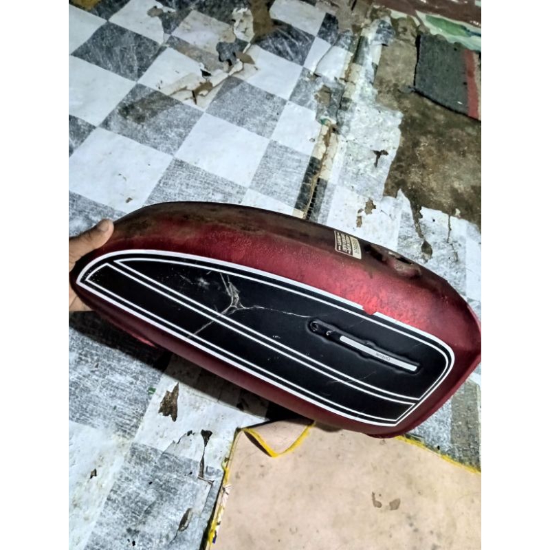 Jual tangki Cb 125 merah pres sultan part mirip original bladusan ...