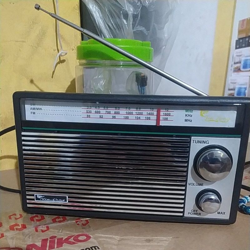 Jual Radio model lama international Fm am sw | Shopee Indonesia