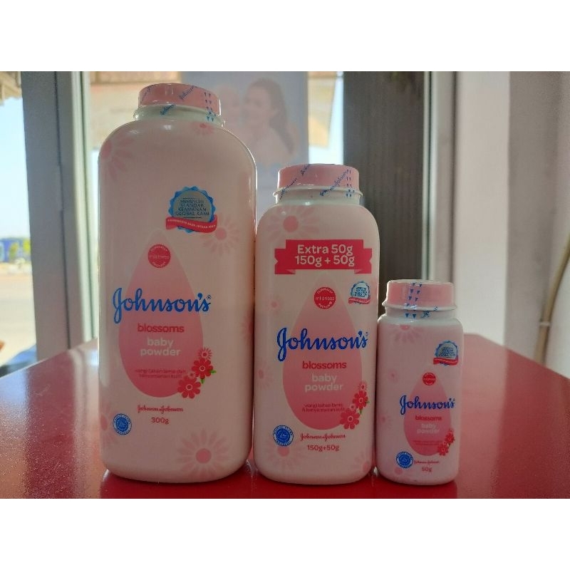 Jual Johnsons Blossoms Baby Powder (Pink) | Shopee Indonesia