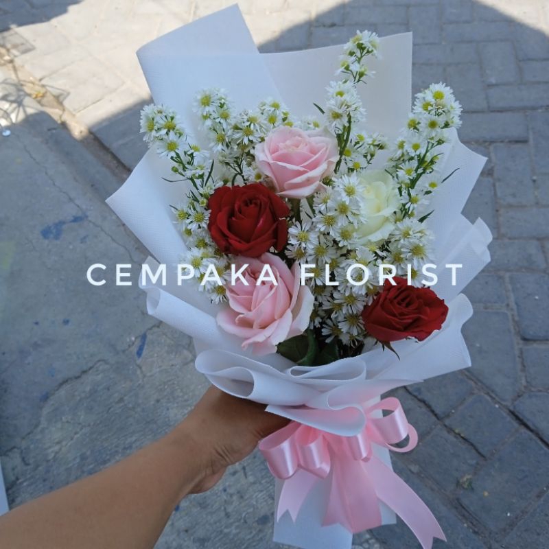 Jual buket bunga mawar asli | Shopee Indonesia