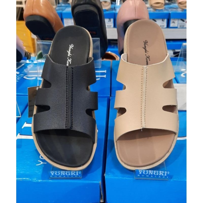Jual YONGKI KOMALADI SANDAL WANITA RAO 241202 | Shopee Indonesia