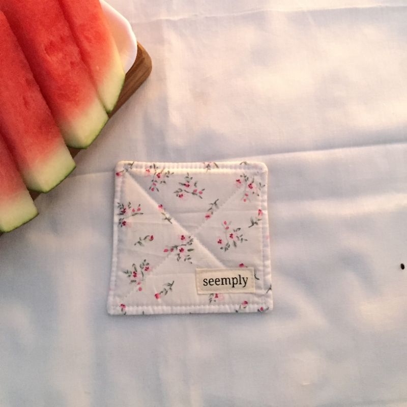 Jual Fluffy Coaster Aesthetic / Tatakan Gelas Aesthetic By Seemply ...