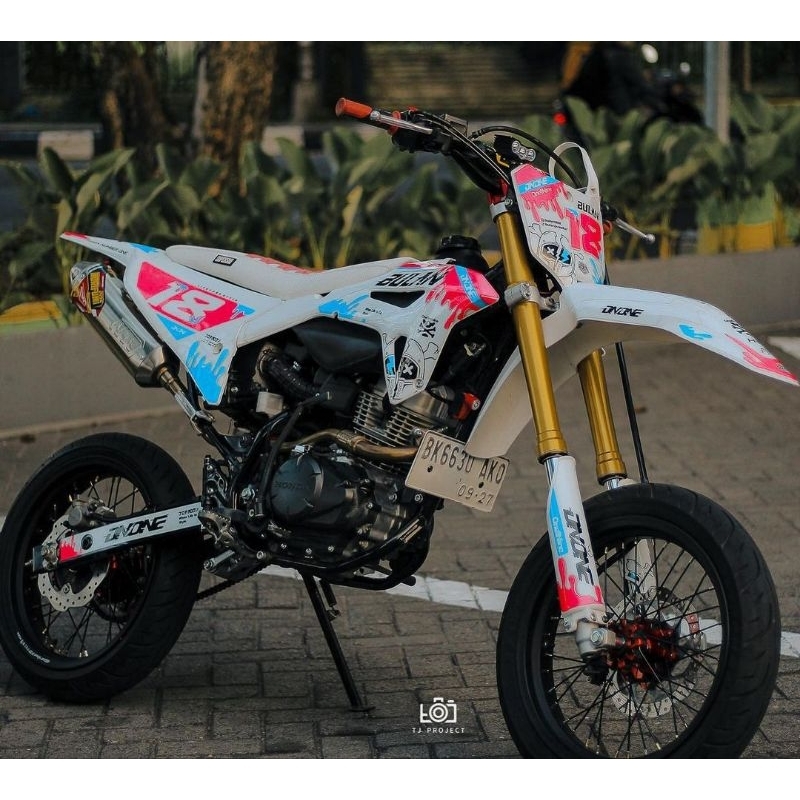 Jual Sticker Stiker Decal CRF 450R Variasi Pink Putih Superglossy ...