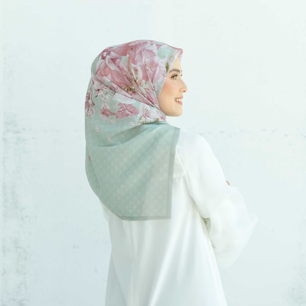 Jual Hijab Segiempat Motif Killua Bougenville Series | Shopee Indonesia