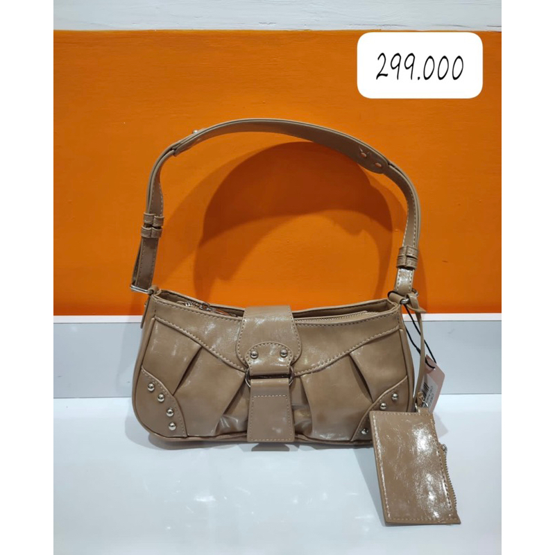 Jual PAYLESS BAG BY CHRISSIE HARGA NORMAL 299.000 | Shopee Indonesia