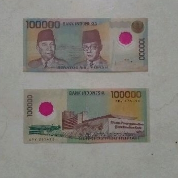 Jual Uang Kuno untuk Mahar Asli pecahan 100rb Seratus Ribu Rupiah Indonesia Tahun 1999 | Shopee ...