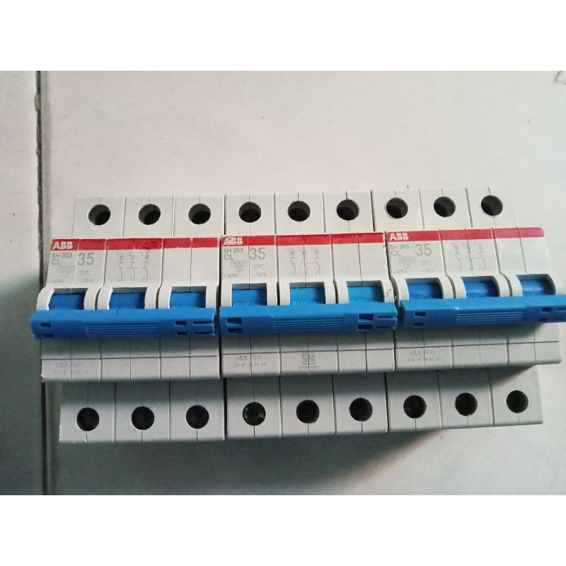 Jual mcb ABB 3phase | Shopee Indonesia