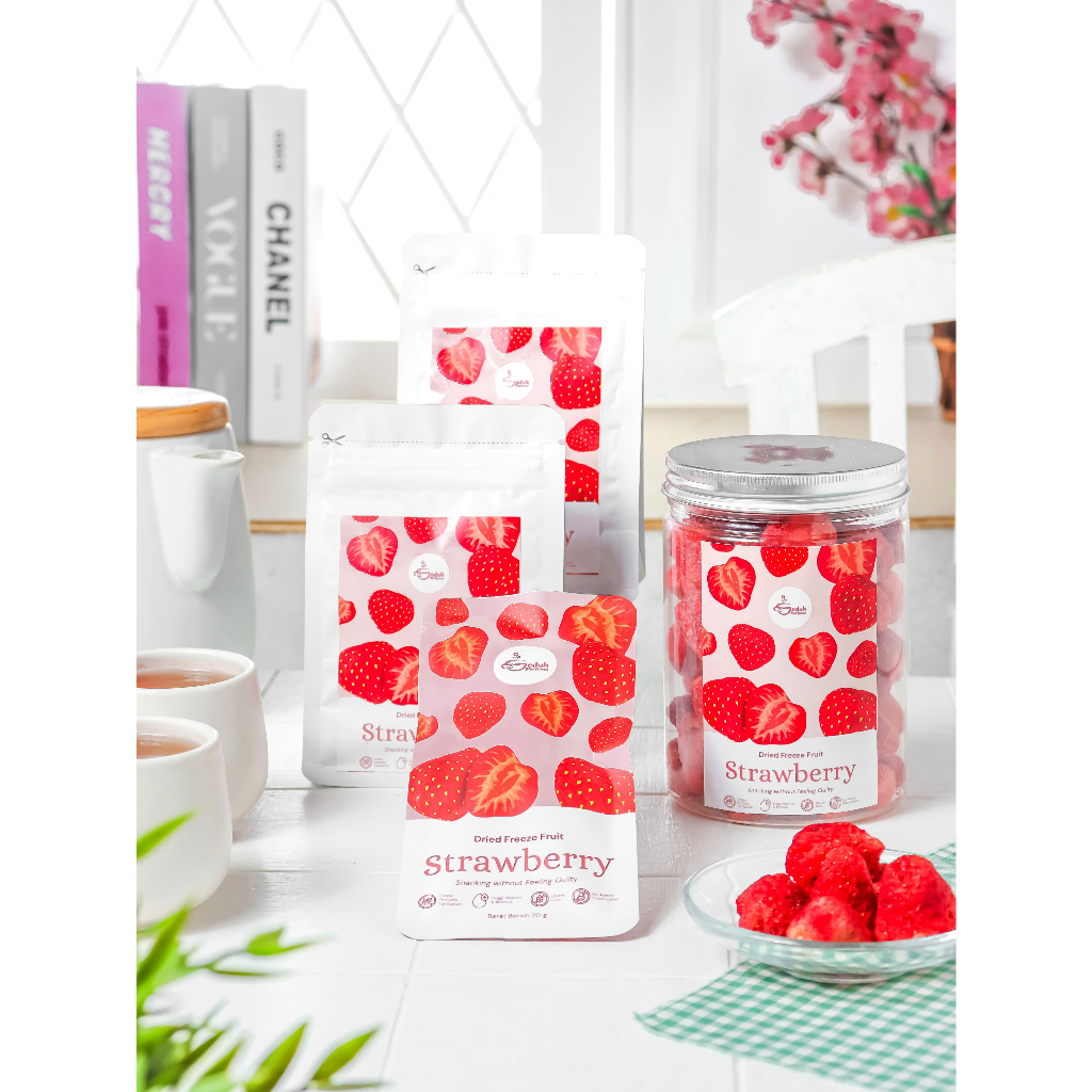 Jual [Termurah] Dried Freeze Strawberry Korea / Strawberry kering jumbo kriuk utuh crispy snack ...