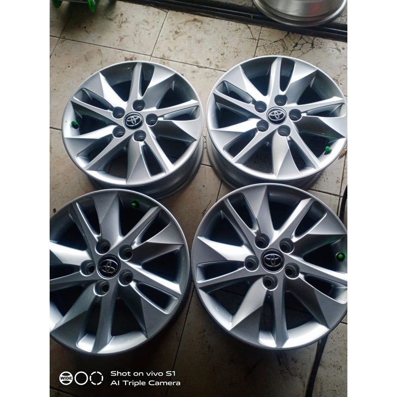 Jual velg original inova reborn ring 16 pcd 5x114 cocok Rush Terios ...