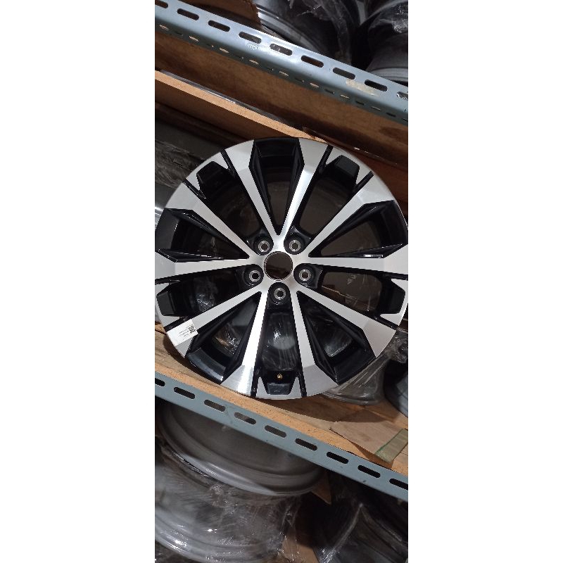 Jual Velg Veloz 2022 original Ring 17 pcd 5x100 | Shopee Indonesia