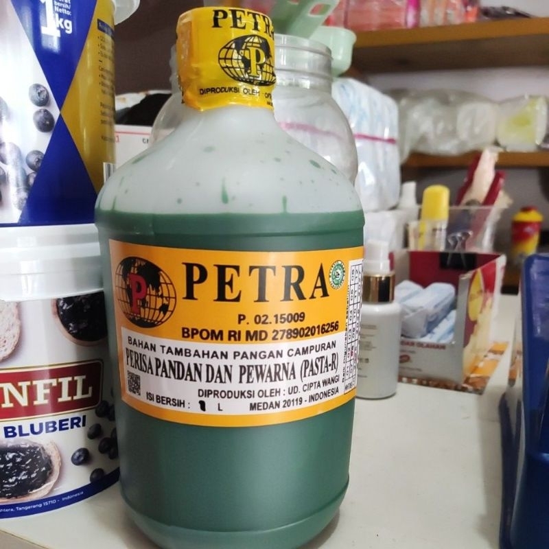 Jual perisa pandan dan pewarna petra 1L | Shopee Indonesia
