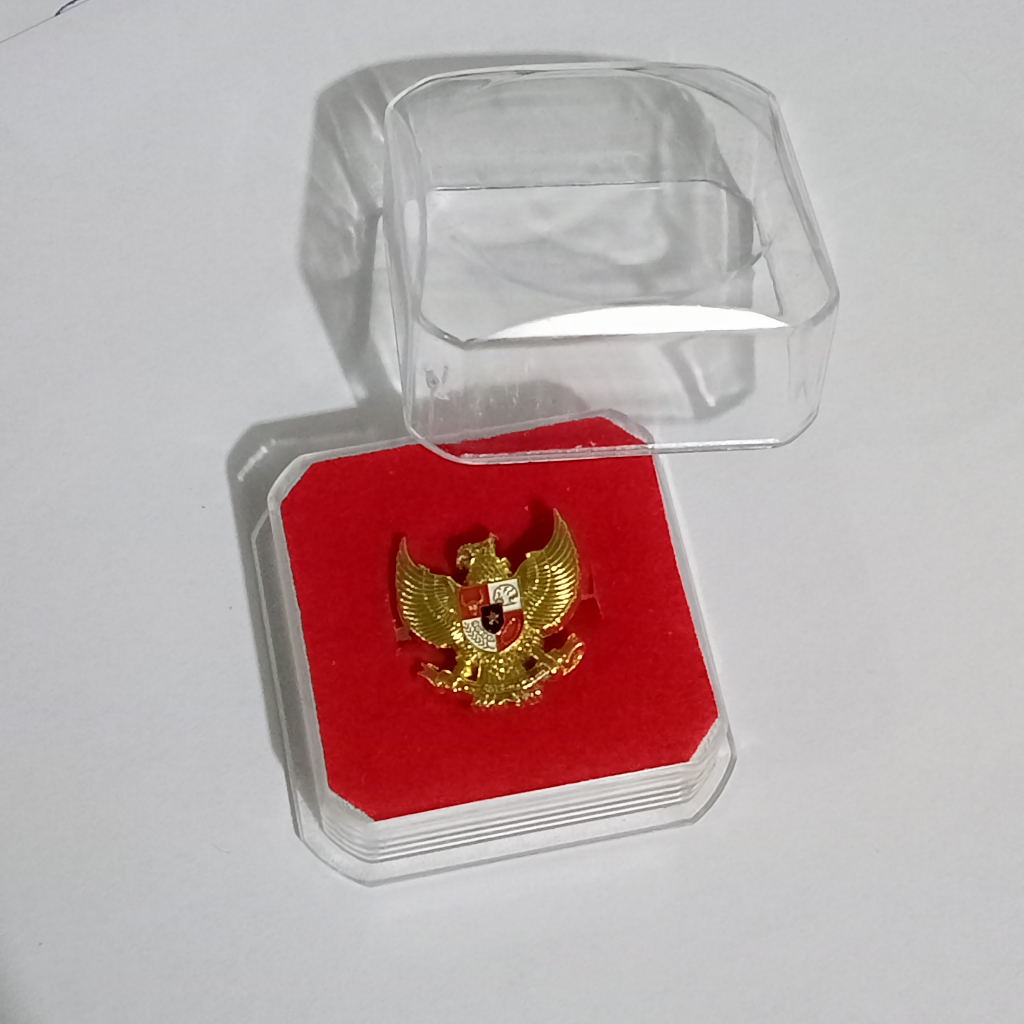 Jual pin bross burung garuda full kuningan emas mengkilap cor 1.8cm ...