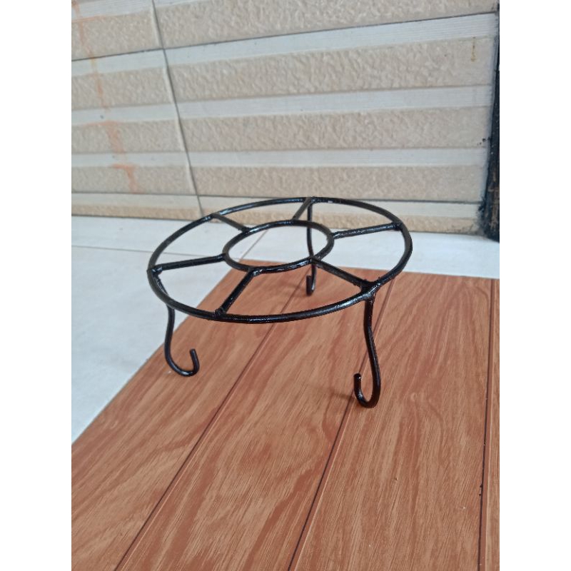 Jual dudukan pot besi cocok buat di teras rumah | Shopee Indonesia