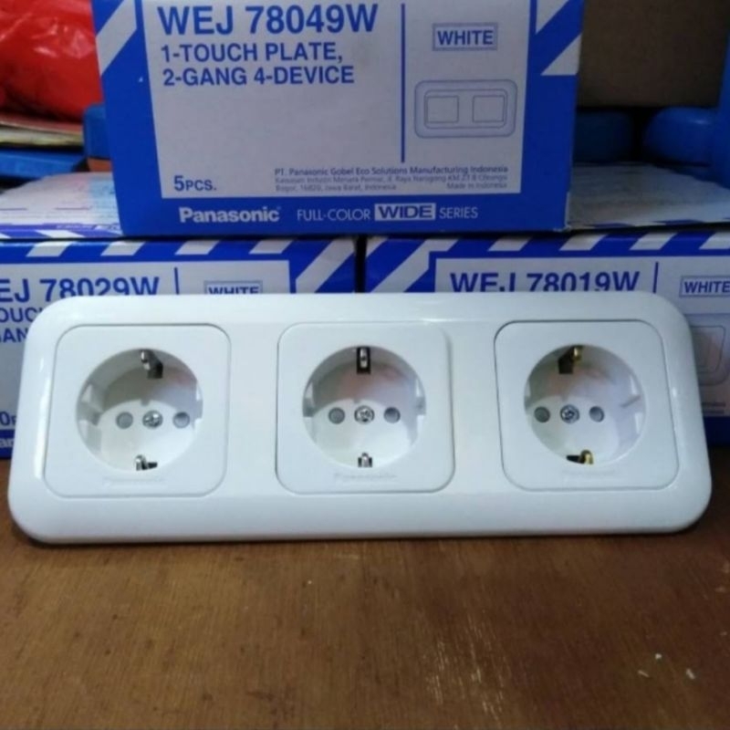 Jual Stop kontak triple 3gang colokan listrik 3 lubang Panasonic WEJ ...