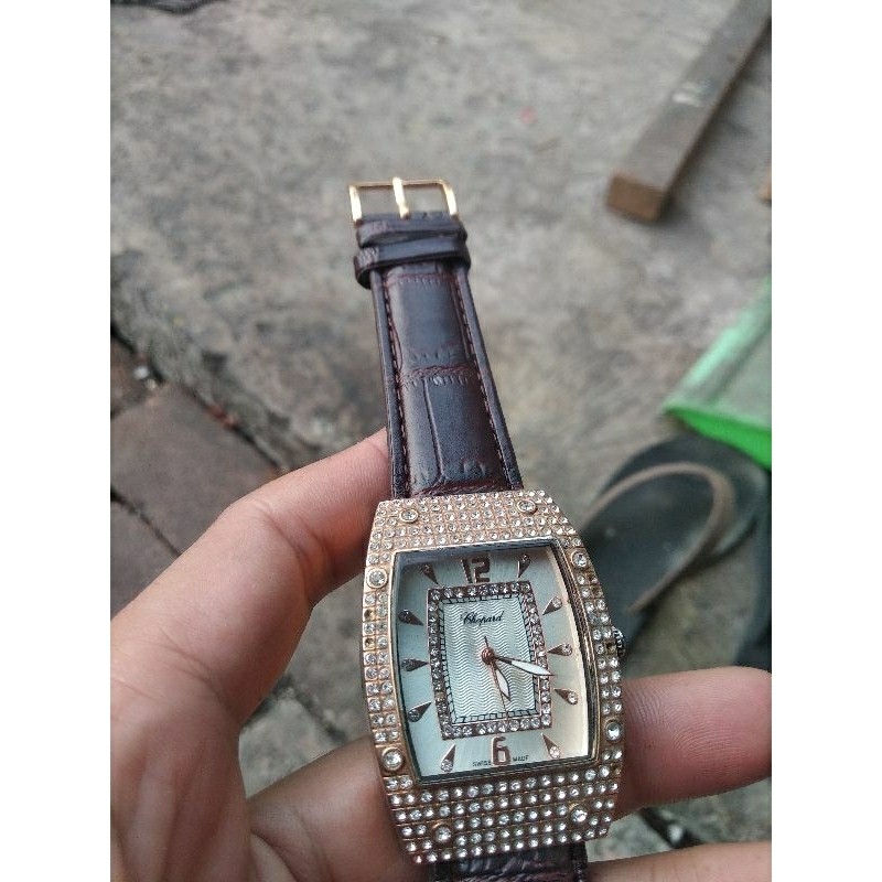Jual jam tangan bekas model kotak | Shopee Indonesia