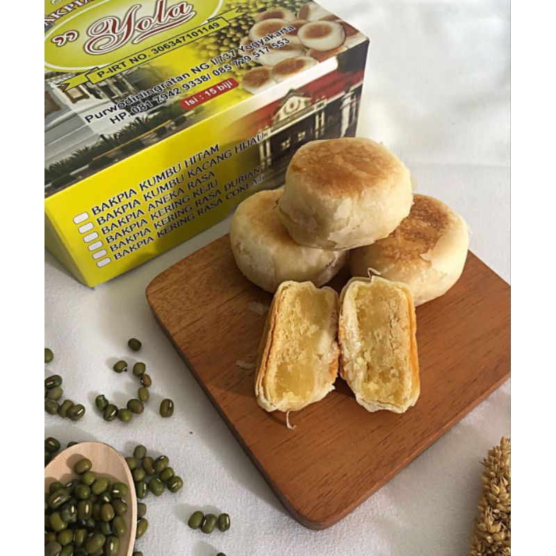 Jual Bakpia Pathok Yola Asli Jogja isi 20 Oleh Oleh Khas Jogja | Shopee Indonesia