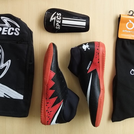 Jual PAKET KOMPLIT SEPATU FUTSAL BOOTS TERBARU | Shopee Indonesia