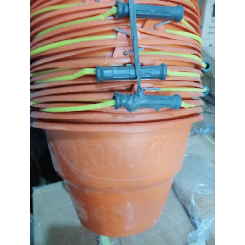 Jual Ember Tukang/Cor Orange 15 Inch | Shopee Indonesia