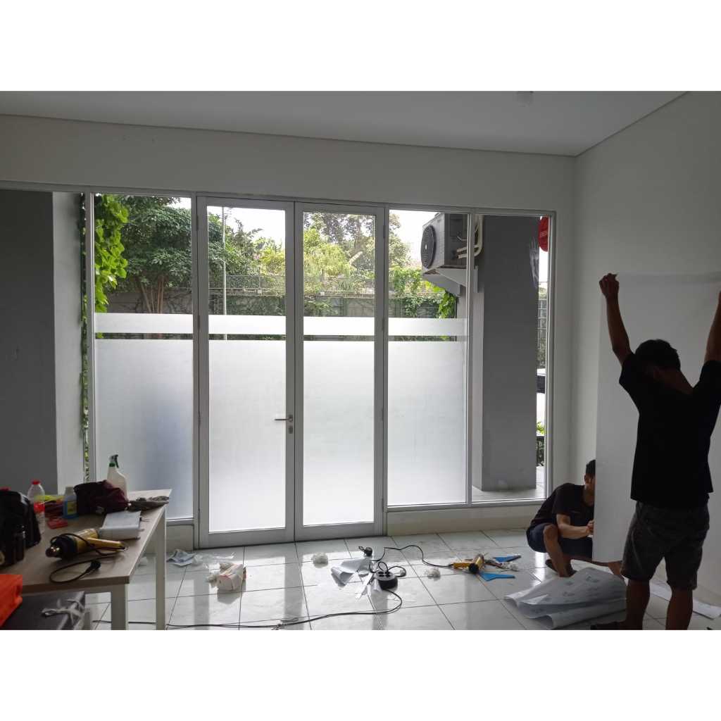 Jual Stiker Kaca Buram | Stiker Kaca Es | Kaca Film Buram | Sanblast ...