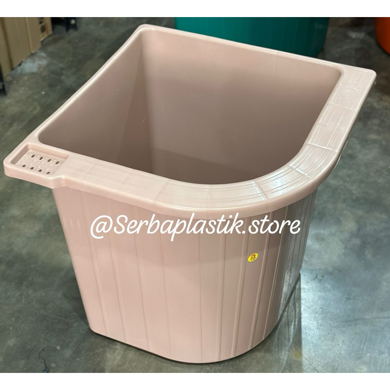 Jual bak mandi plastik / bak air sudut / bak mandi dewasa / bak sudut ...