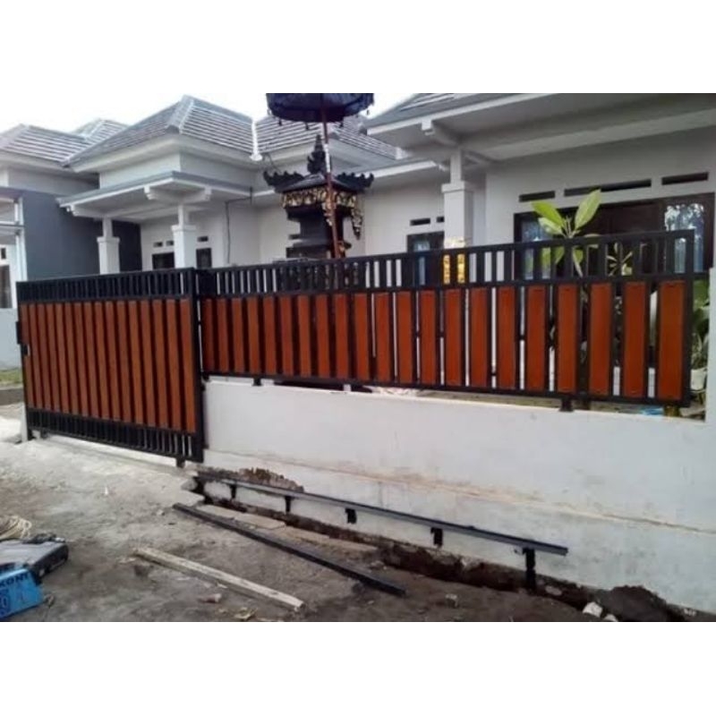Jual Pagar Pintu geser Galvanis Motif Kayu | Shopee Indonesia