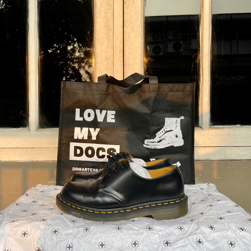 Jual Dr. Martens 1461 Black Smooth | Shopee Indonesia