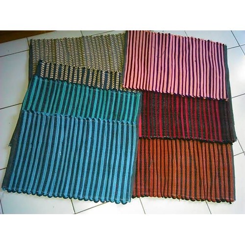 Jual KESET ANYAM PELANGI ANTI SLIP / KESET KAKI TENUN UKURAN 60cm x ...