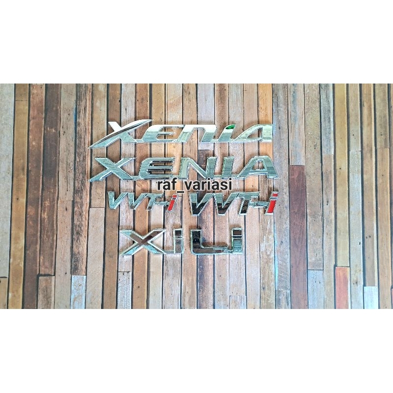 Jual Emblem xenia vvti xi Li / emblem xenia baru xenia lama vvti Li xi ...