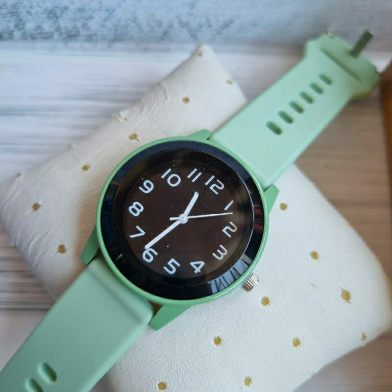 Jual COD JAM TANGAN WANITA RUBBER TERBARU 2023 MURAH KEKINIAN MEWAH ...