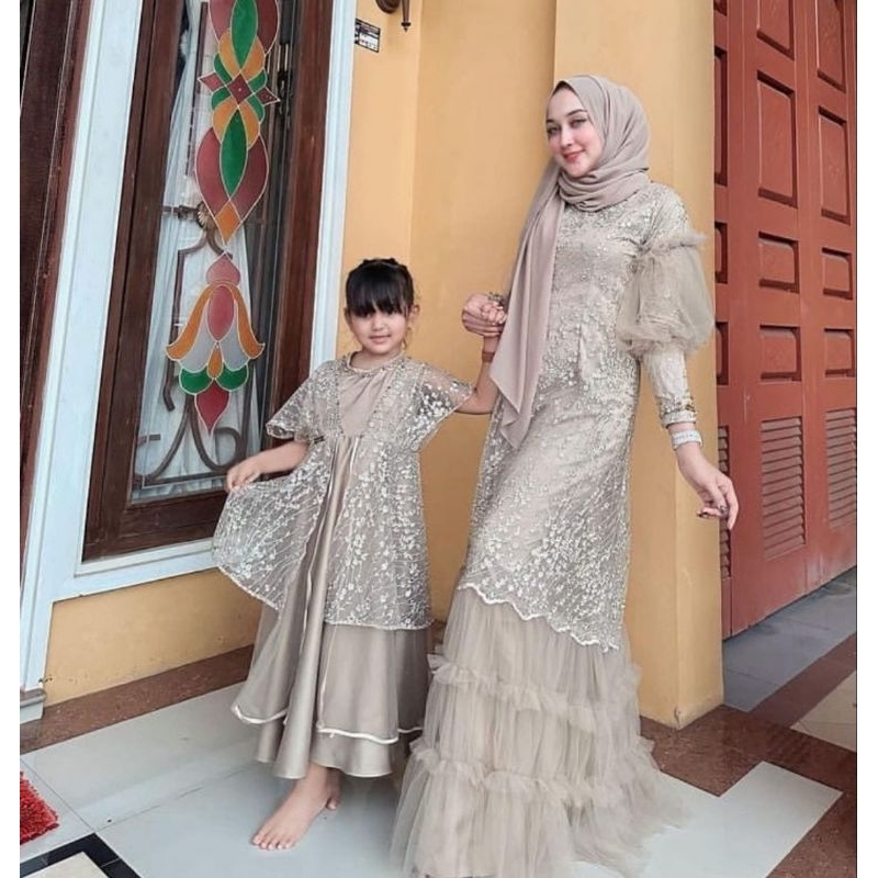 Jual Gaun Couple mom and kids Arina Dress anggun Dress elegan gaun ...