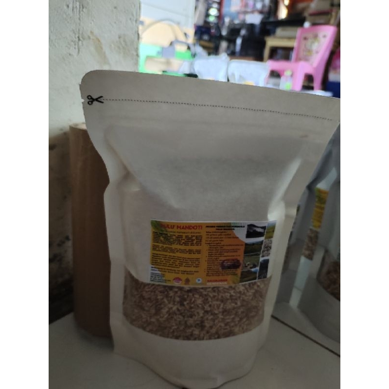 Jual Beras Ketan Merah Pulu' Mandoti 500 gram | Shopee Indonesia