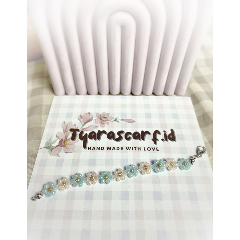 Jual bracelet daisy korean | gelang manik bunga daisy | Shopee Indonesia