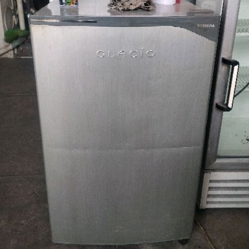 Jual Kulkas 1 Pintu TOSHIBA Glacio, Kapasitas 140 Liter, Daya 60 Watt. SECOND SIAP PAKAI ...