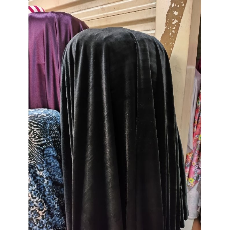 Jual Bahan Kain Bludru Velvet Hitam Garment Tebal (bukan yang tipis ...