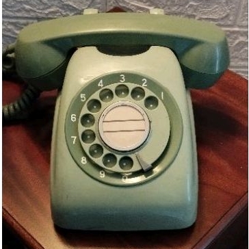 Jual Telepon putar jadul antik made in Japan warna hijau | Shopee Indonesia