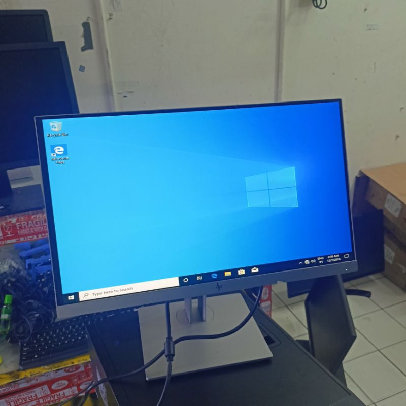 Jual ready monitor hp layar framlase 22 inch kaki vertikal | Shopee ...