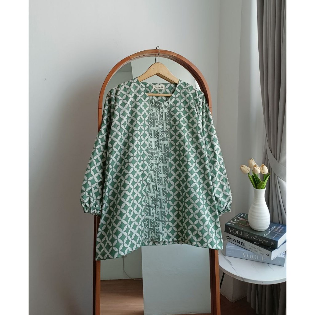 Jual BLOUSE SAKOLA BATIK | Shopee Indonesia