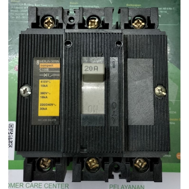 Jual MCCB Merlin Gerin 3P 20A 18kA 380VAC,Mohon Cek Stok Dahulu Sebelum Transaksi | Shopee Indonesia