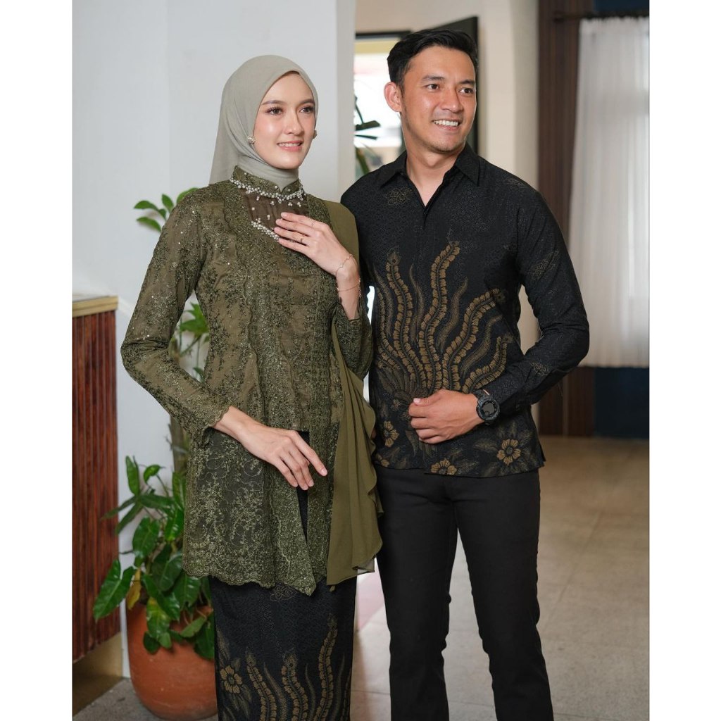 Jual SET COUPLE KEBAYA WANITA & KEMEJA BATIK PRIA KEBAYA WISUDA KEBAYA ...