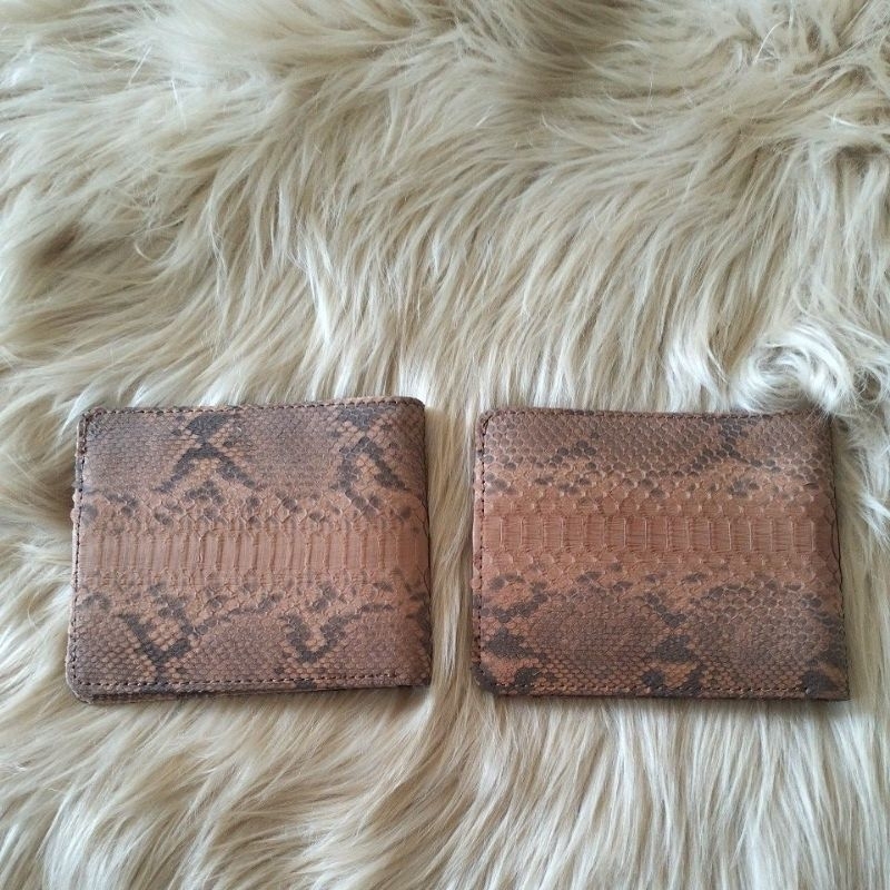 Jual dompet kulit ular piton warna hitam, coklat, abu-abu doff | Shopee ...