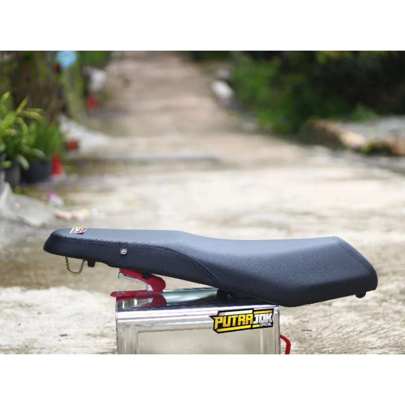 Jual JOK BEAT CARBU KULIT MB TECH | Shopee Indonesia