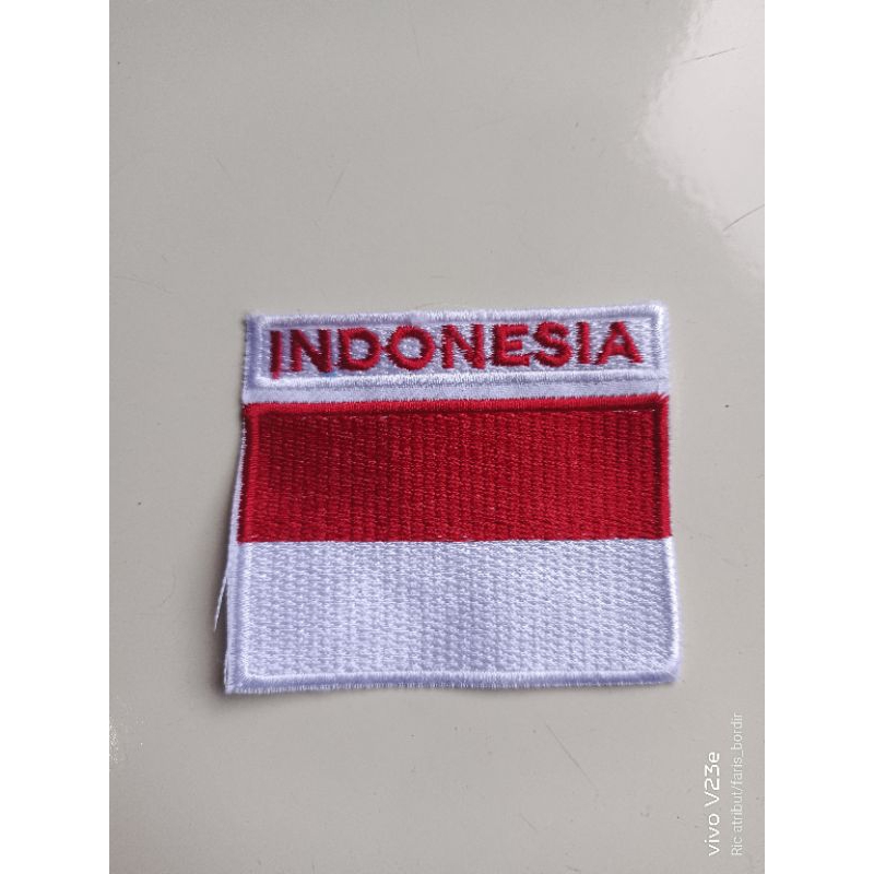 Jual bed merah putih logo merah putih tulisan merah bed merah putih tni ...