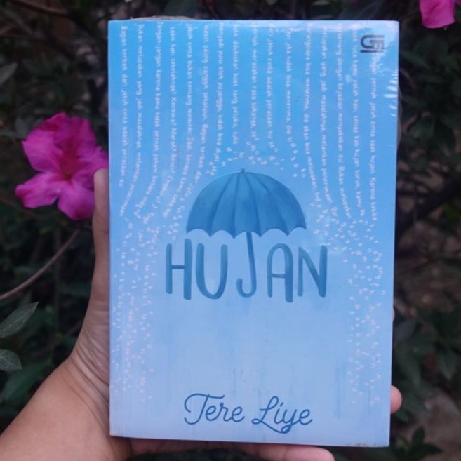 Jual Buku Novel Karya Tere Liye Judul Hujan | Shopee Indonesia