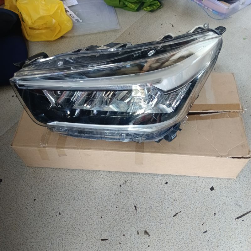 Jual headlamp toyota raize / daihatsu rocky original | Shopee Indonesia