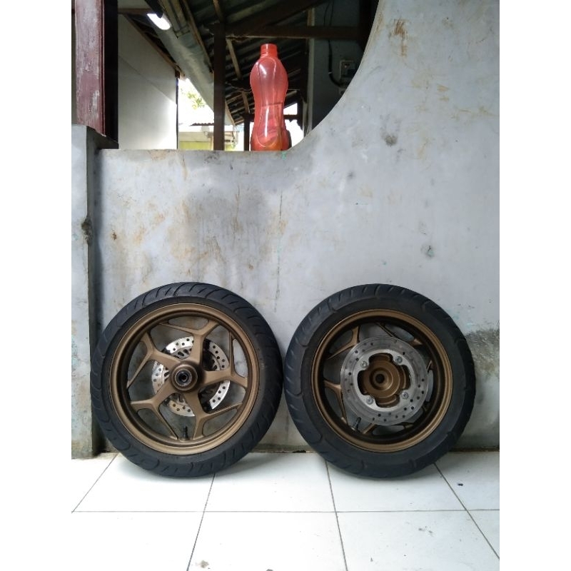 Jual Velg original pcx 160 sangat mulus | Shopee Indonesia